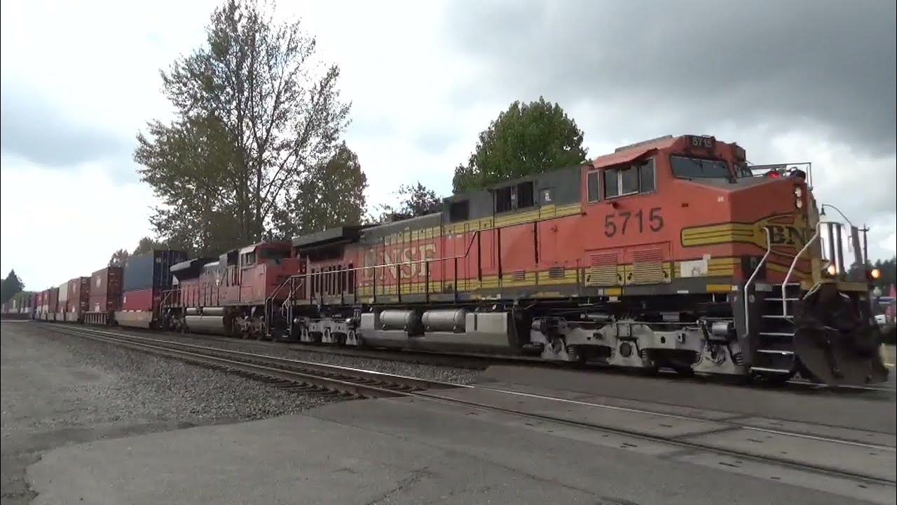 (Northbound) BNSF Intermodal Train passes through the Main Street Railroad Crossing. (Sumner, WA ...