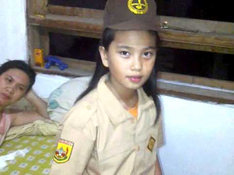 Praissy baju pramuka baru 20110905 00042