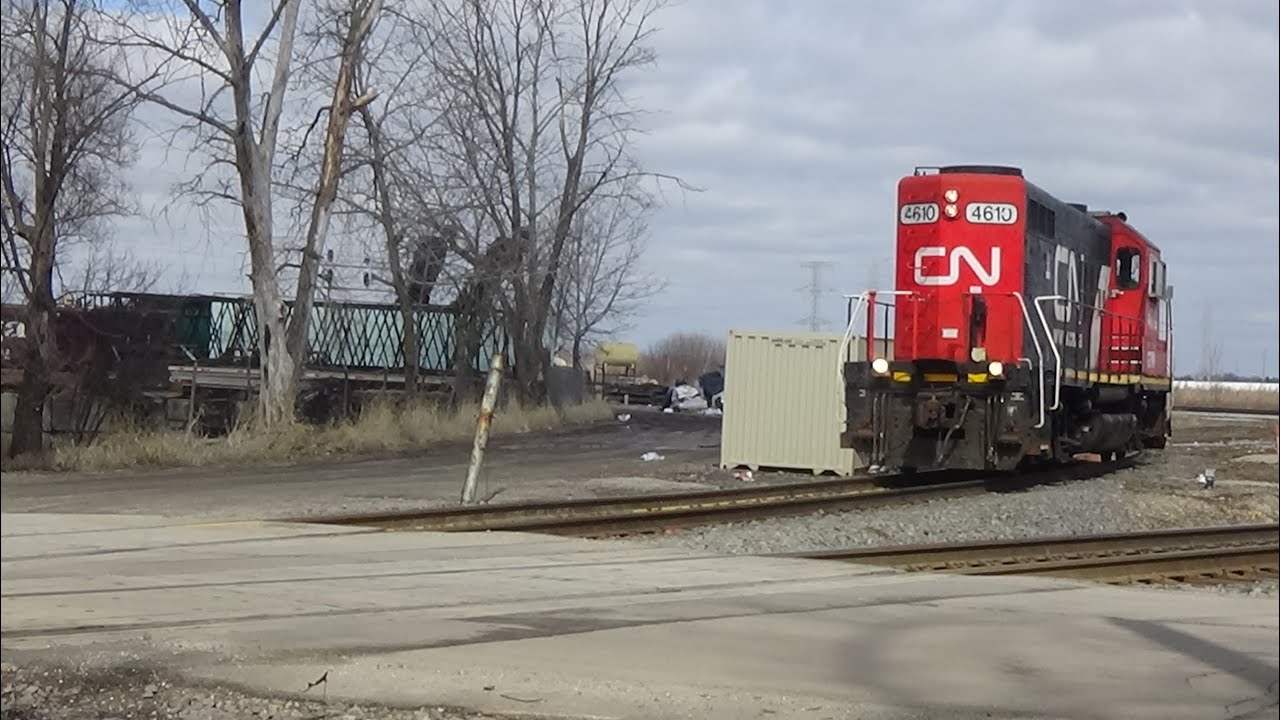 GTW 4610 Switching At Spaulding Jct. 3.26.15. - YouTube