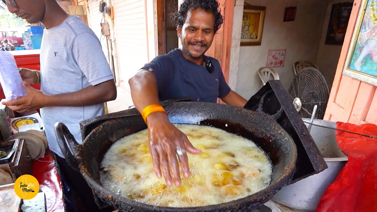 Heat Proof Man Selling Dal Pakoda In Jaipur Rs. 30/- Only l Jaipur ...