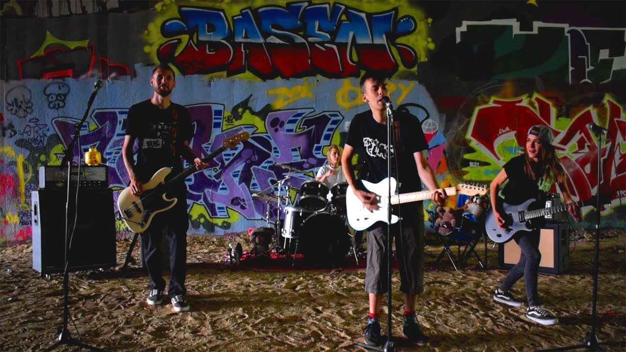 Brainless Network - Won't say sorry - YouTube