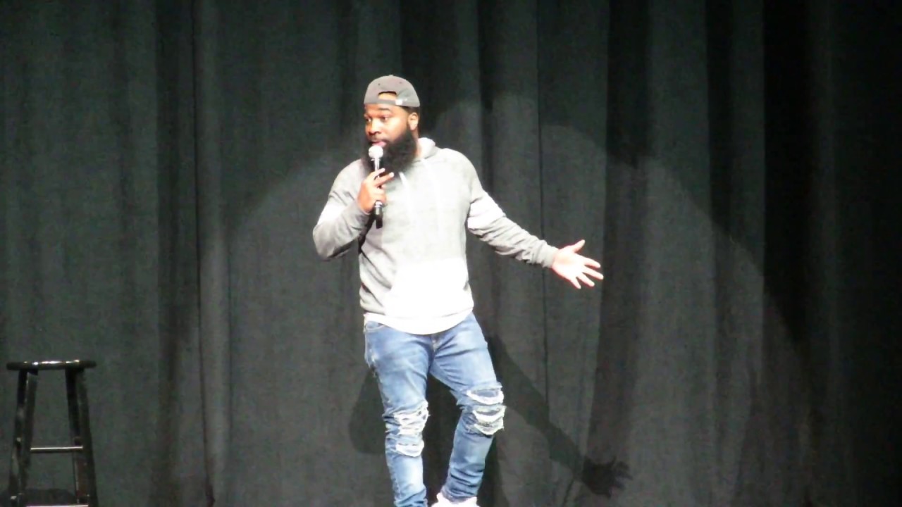 College Comedian: T Murph: 1-800-993-NEON NACA 2018 - YouTube