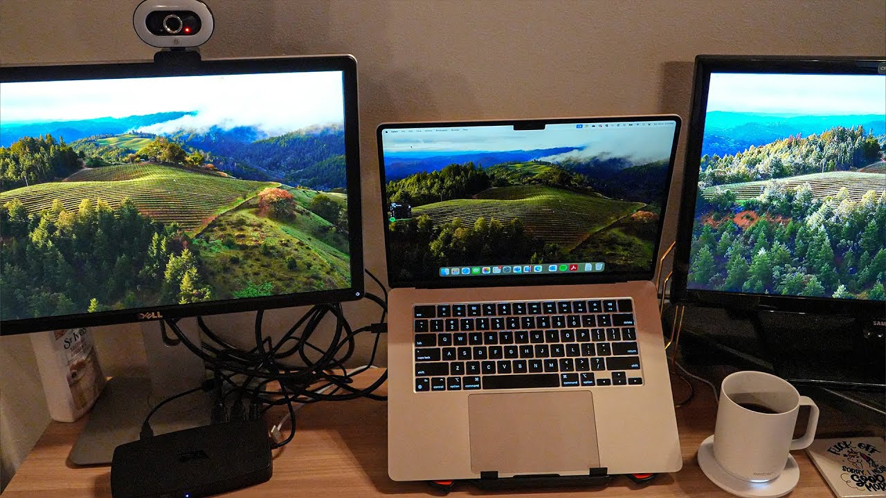 Add three extra screens to Mac book or Windows laptops - YouTube