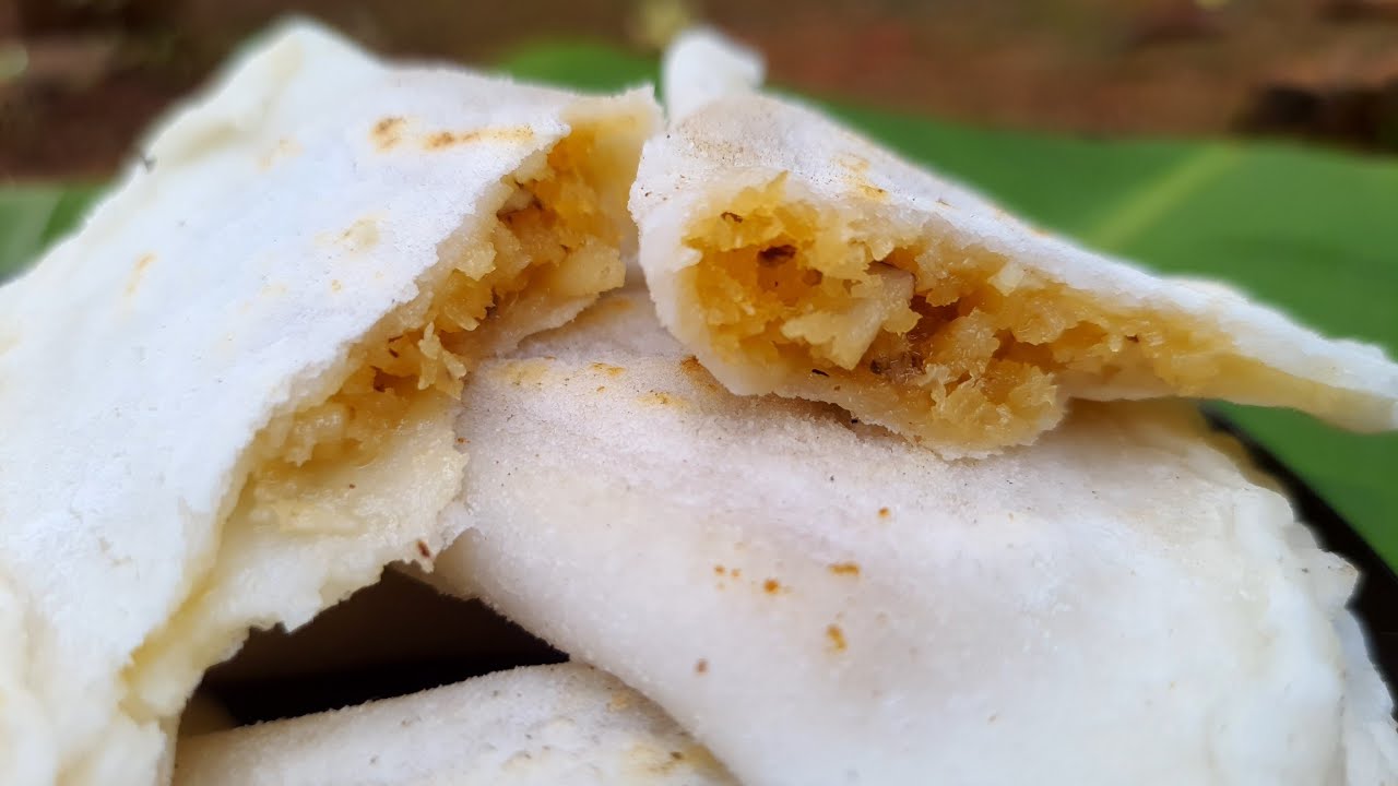 ചട്ടിയിൽ ചുട്ടെടുത്ത പൂവട | poovada recipe | Malabar poovada | Nadan ...