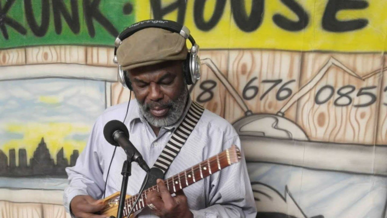 First Ever Artist Take Over The Airwave Featuring milton henry - YouTube