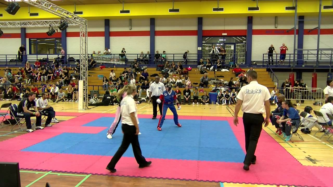 Tirill Næss v Aston Cook Flanders Cup 2015 - YouTube