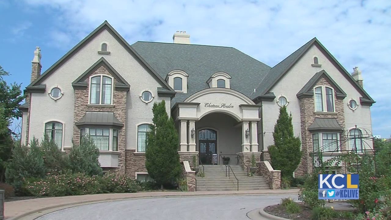 KCL - Google Maps takes it to a new level with inside tours - YouTube