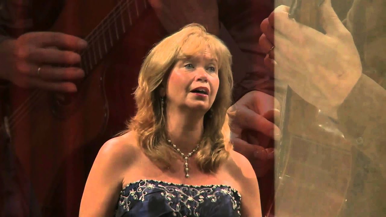 5 Nana, Siete Canciones Populares Españolas - Kate Gannon with guitars ...