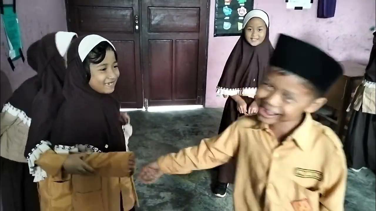pembiasaan adab dan sopan santun - YouTube