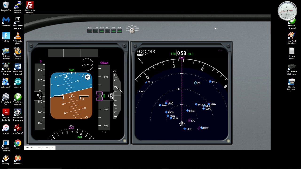 A simple Boeing 737 PFD/MFD - YouTube
