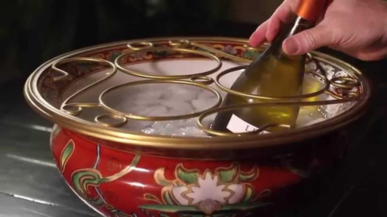 Serving Temperatures of White Wine - The California Wine Club - YouTube