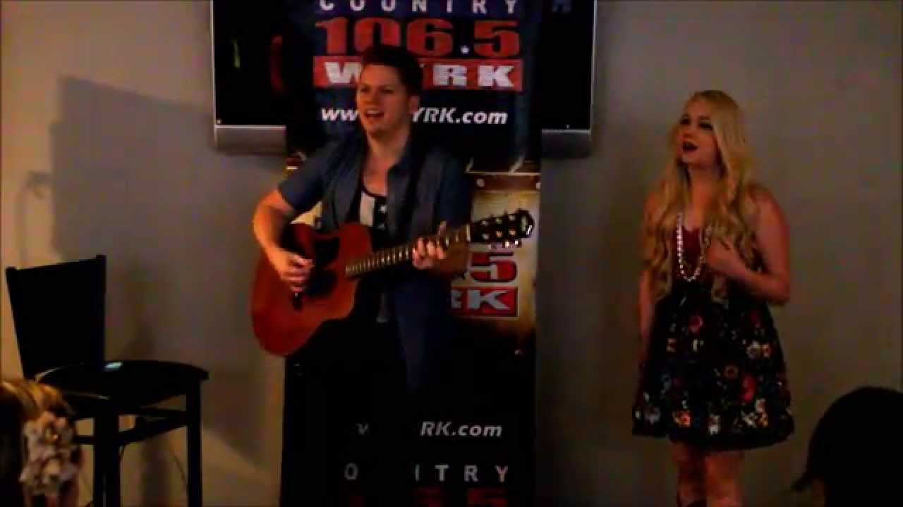 RaeLynn -- Love Triangle - YouTube