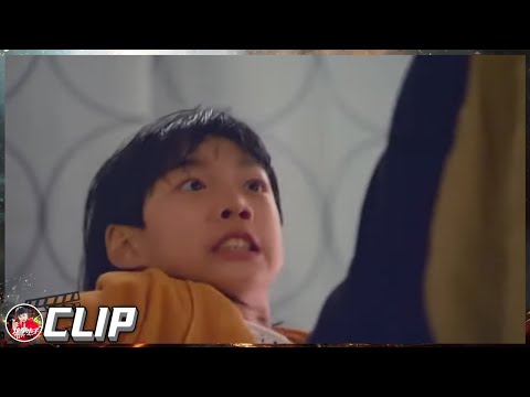 Kung fu çocuğu Lam Chau-nam soyguncuyu üç hamlede dövdü. Bu çok fazla!【TR Türkçe Dublaj】