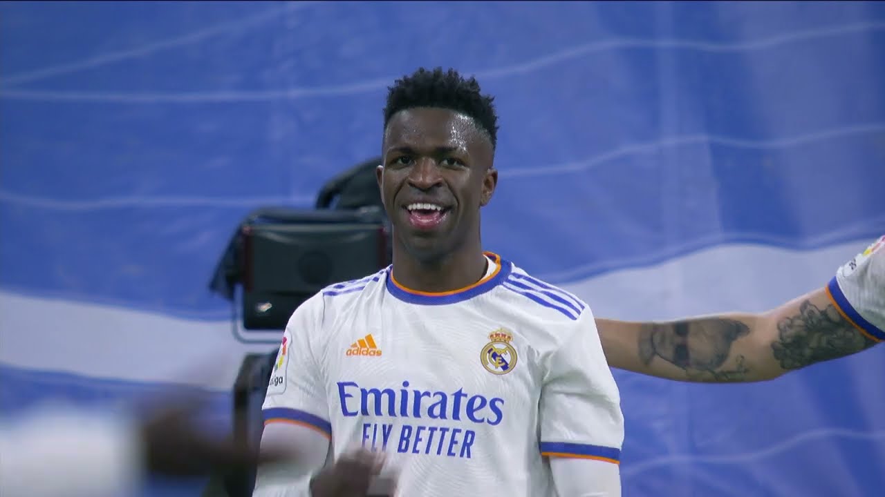 Real Madrid'in Süper Yıldızı: Vinícius Júnior! 🤩 - YouTube