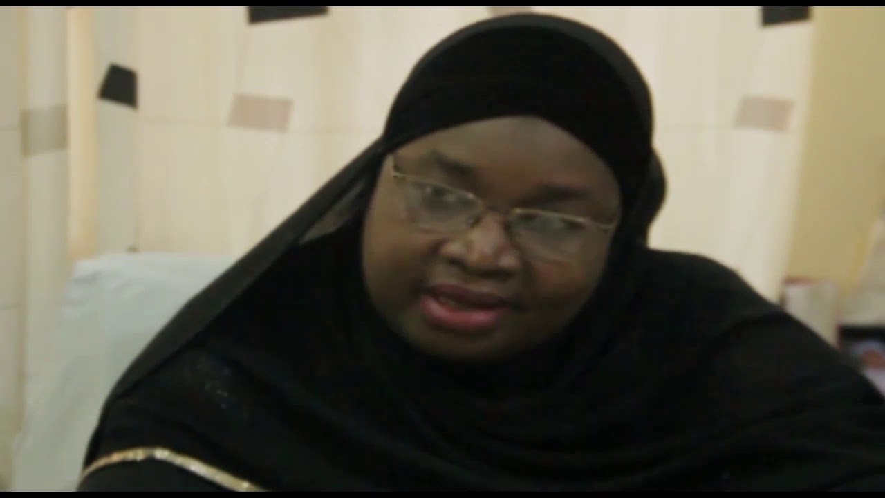 Me Ake Nufi da Fadin Kugun Mace - YouTube