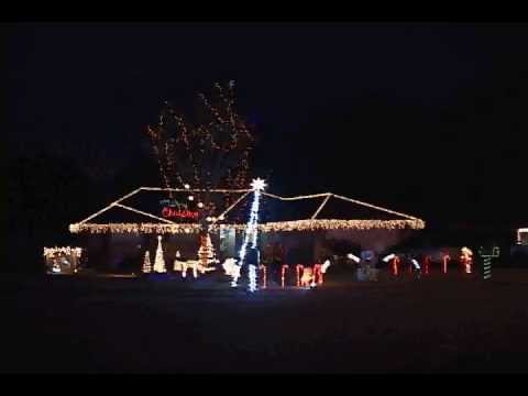 Gilley family Christmas lights 2012. Hot Chocolate - YouTube