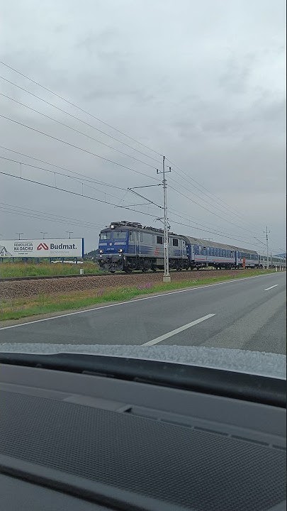 EP07-1014 z ic Podhalanin złapany z samochodu - YouTube