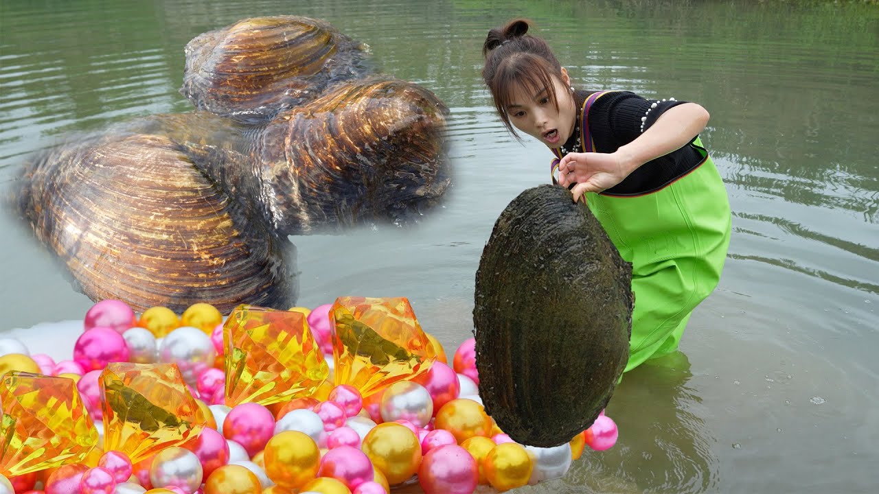 💎😲Teenager's Stunning Discovery: A Clam Full of Glittering Treasures in ...