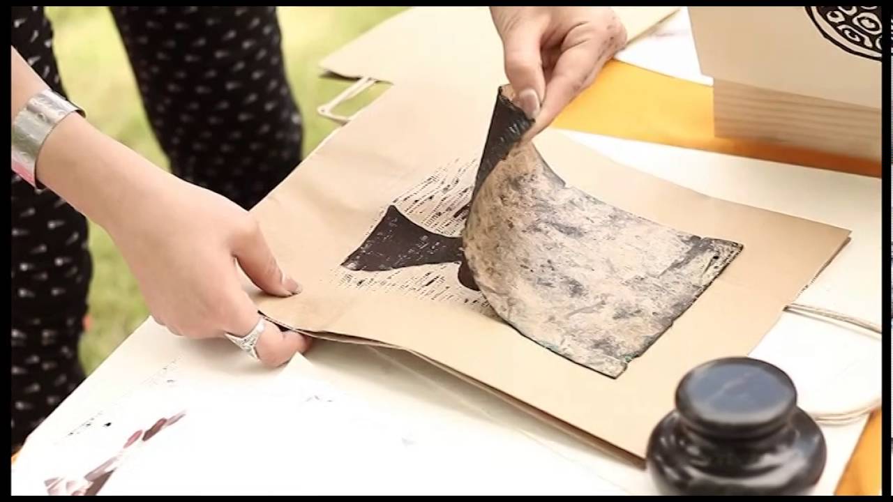 Linoryt pomocí lisu Kulísek - YouTube