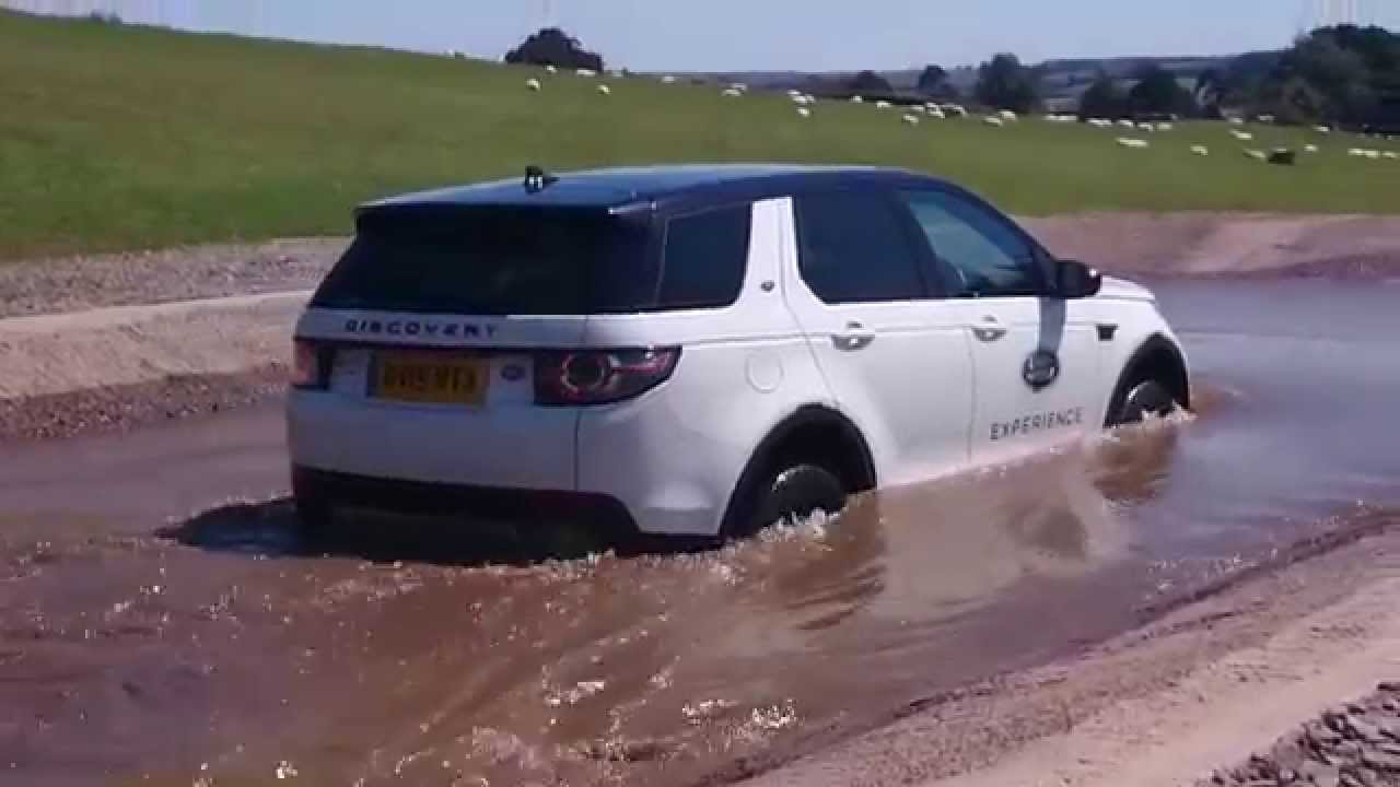 Land Rover Experience Discovery Sport Wading - YouTube