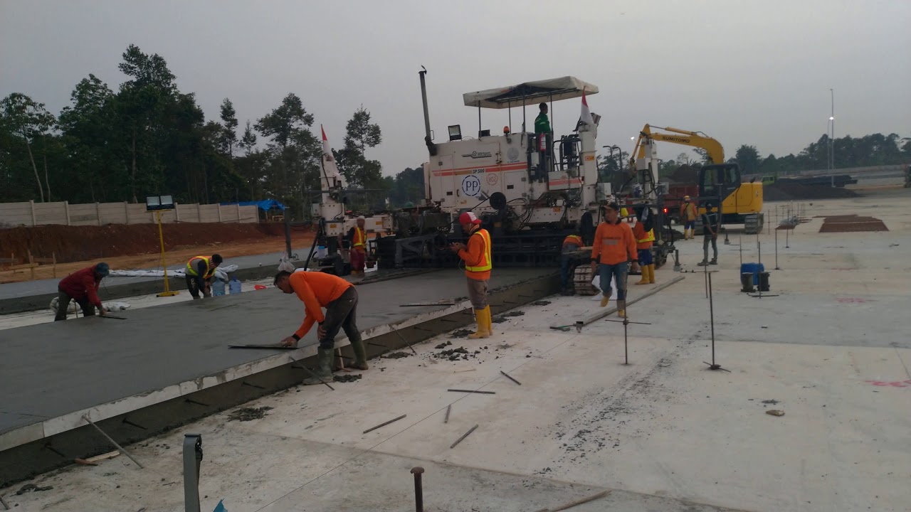 pengecoran RIGID pavement (perkerasan kaku) Rest Area KM-20 Tol Lampung ...