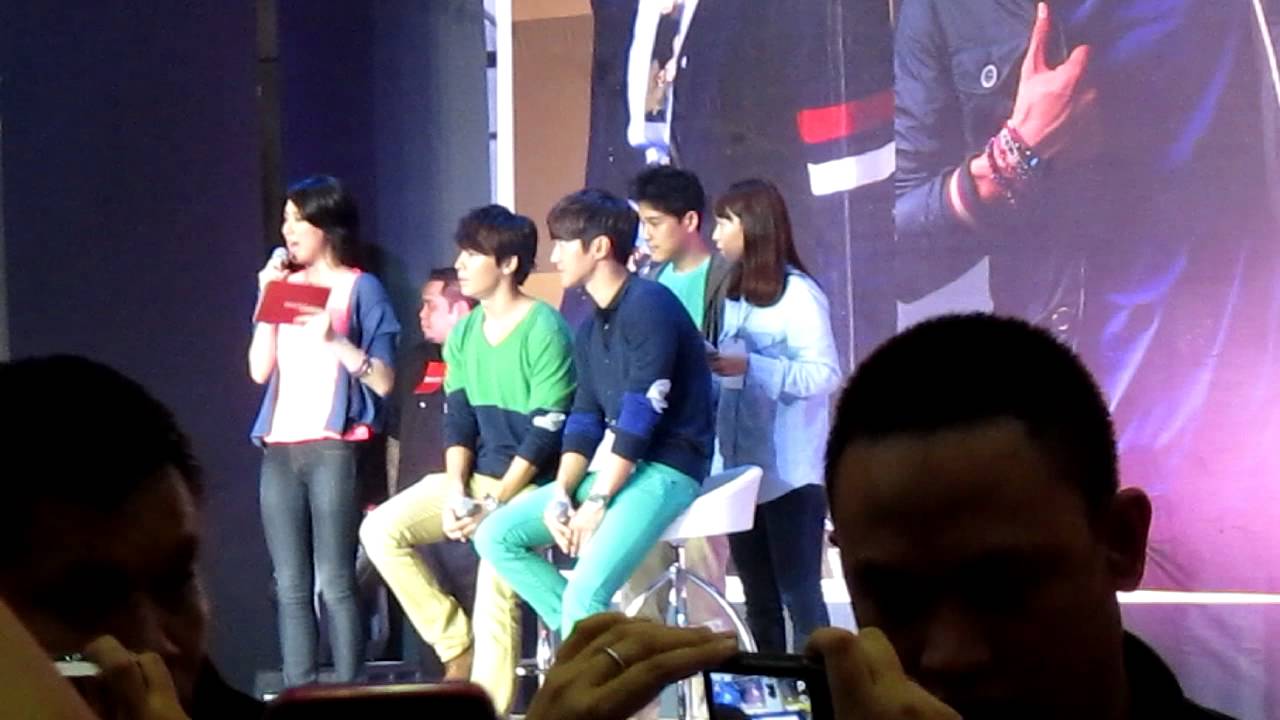 081512 SiHae in Manila (Introduction) - YouTube