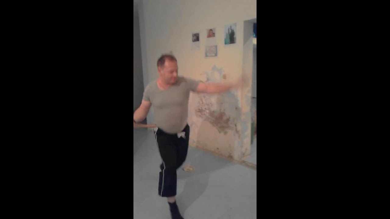 Feit mann med pinne - YouTube