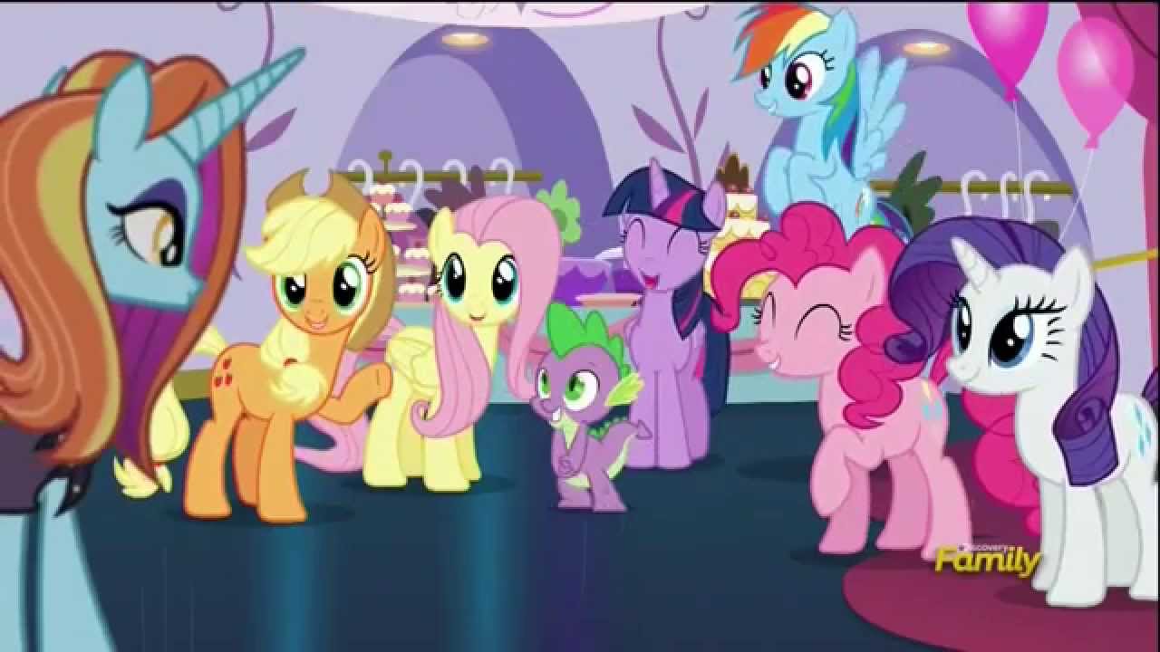 Rarity introduces Sassy Saddles - Canterlot Boutique - YouTube