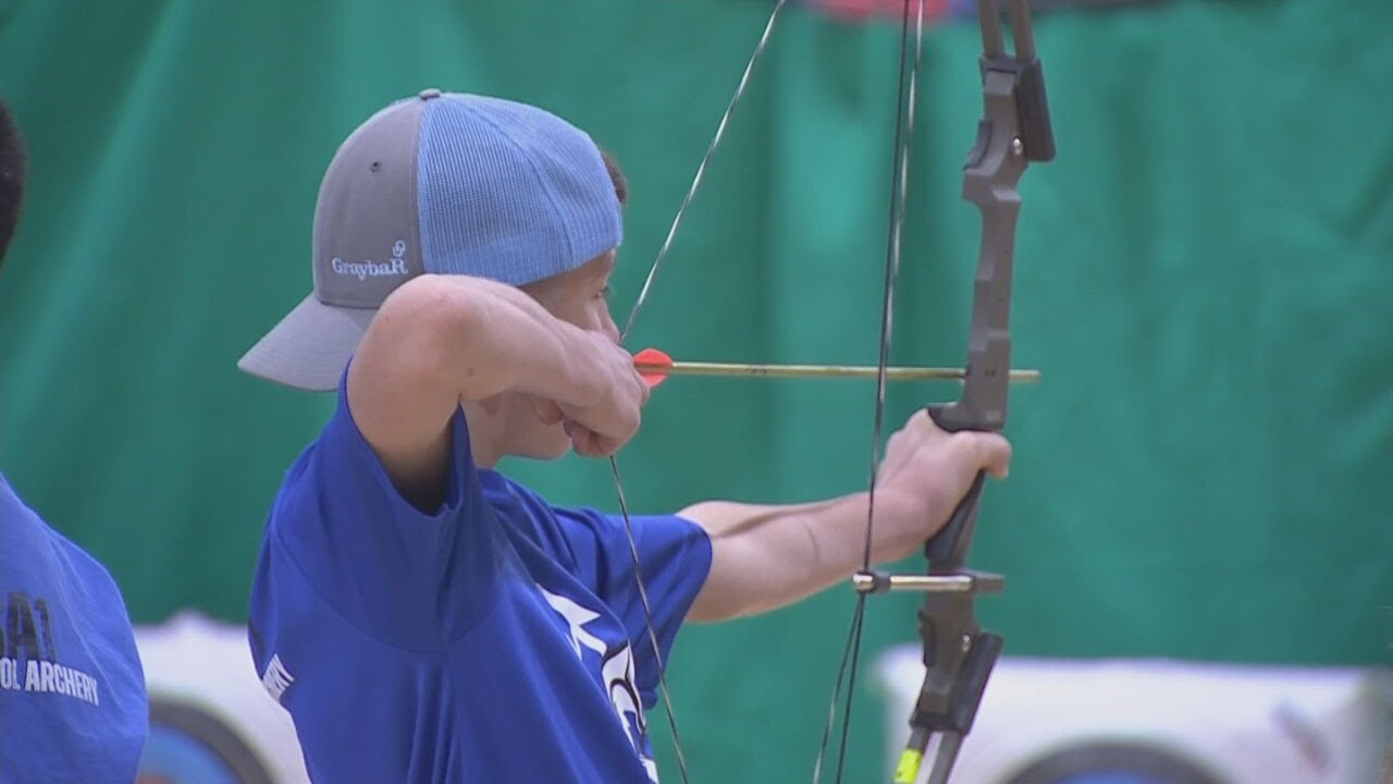10 Teams Represent Oklahoma In National Archery Tournament - YouTube