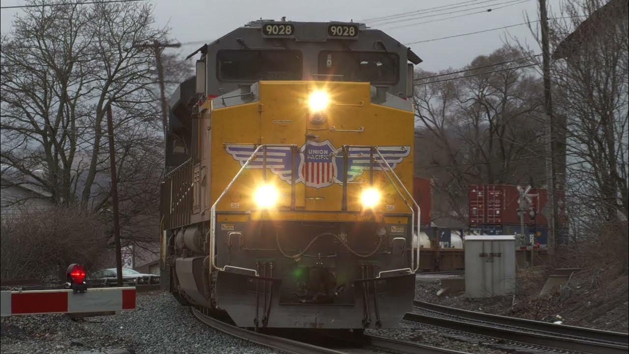 Beautiful UP 9028 Leads Off in Myersdale Pa on the Keystone Subdivision, Winter 2023 - YouTube