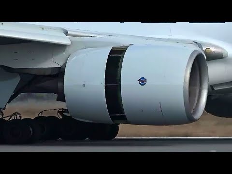飛行機エンジン音 Turbofan Sound Collection、 PW4000編：PW4077、PW4074D、PW4090 - YouTube
