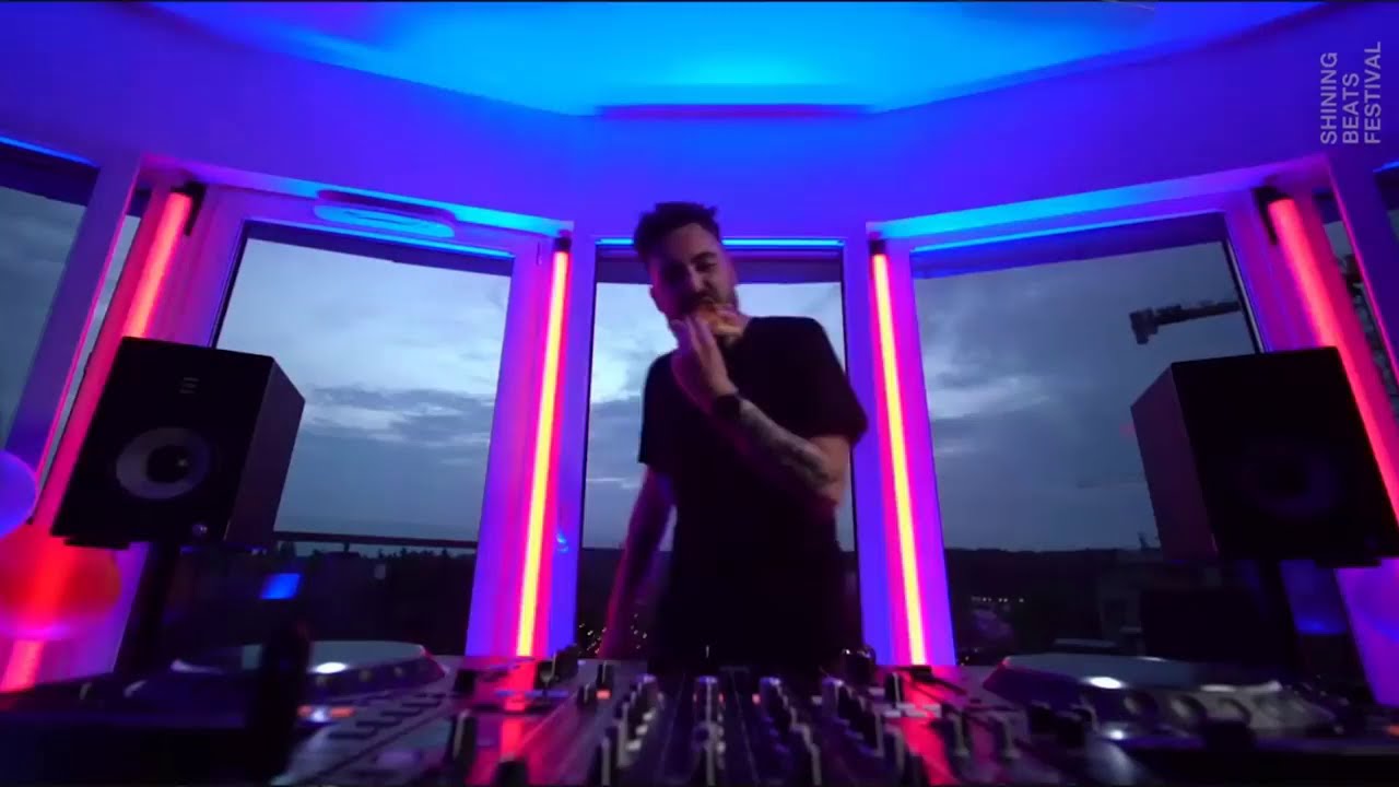 Michael Gray - The Weekend(Guy Arthur Remix) - YouTube