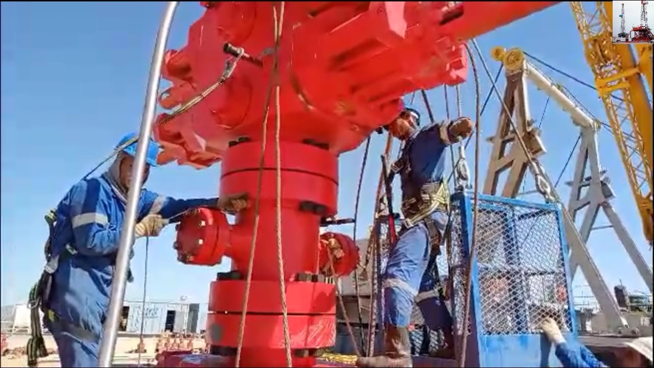 Hammering the stud of Bops flange - YouTube