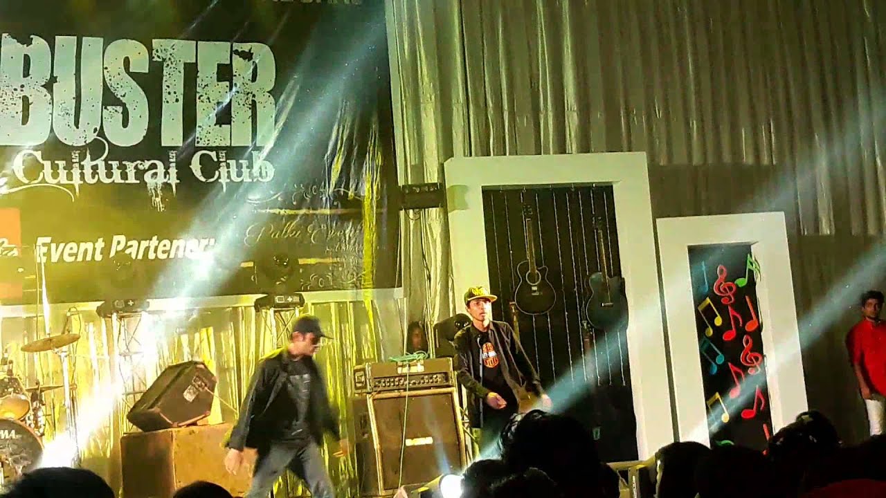 My First Dance Performance at My University - YouTube