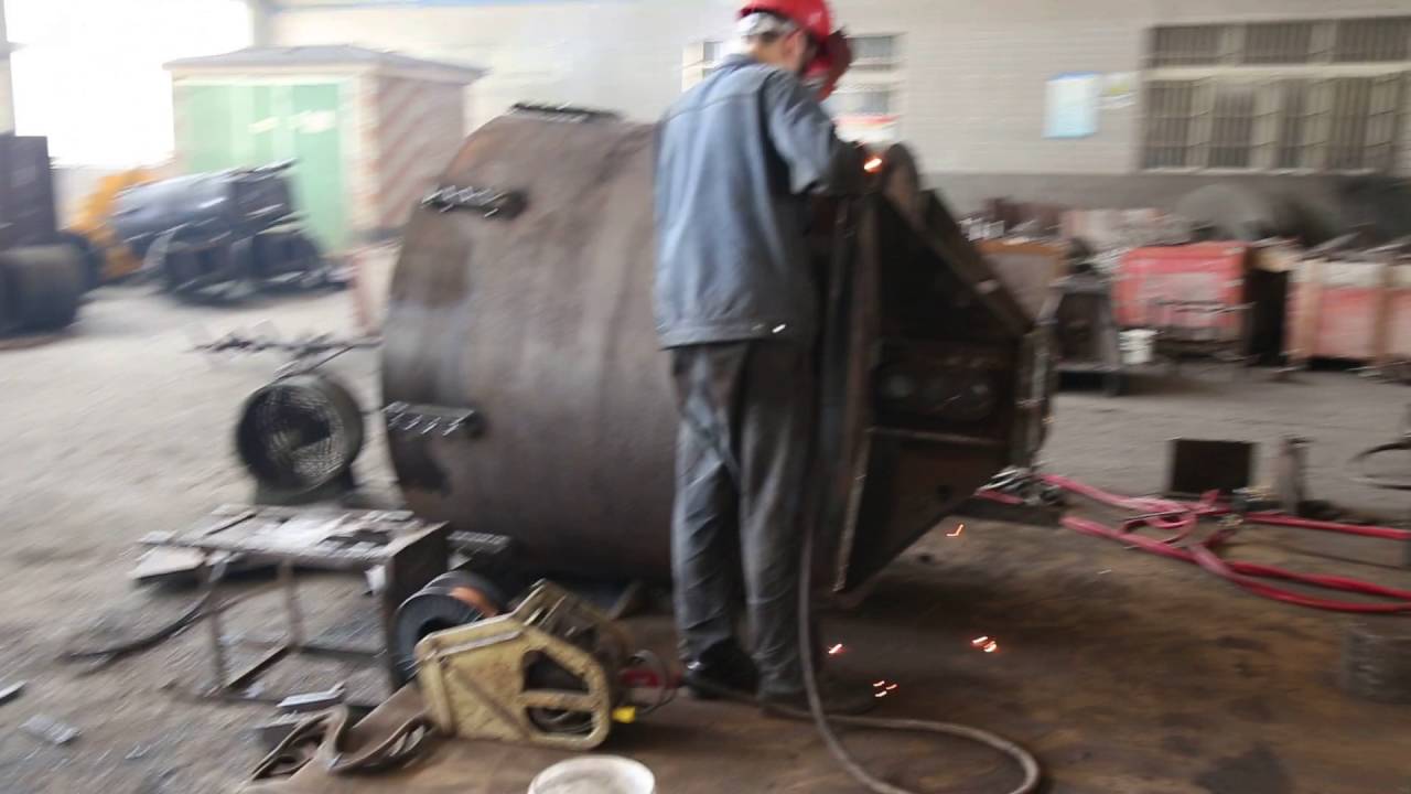 Bucket Welding - YouTube