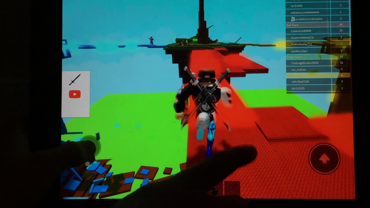 Roblox attack by roblox people! 😱 - YouTube