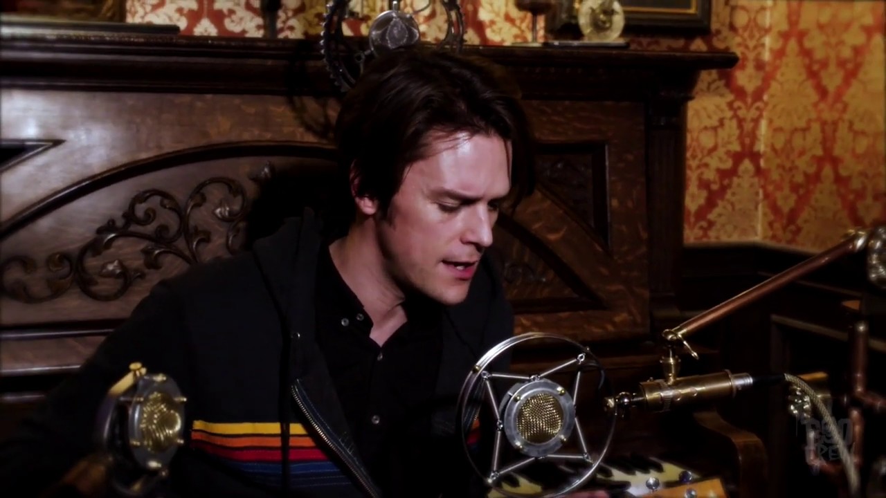 dallon weekes and ryan seaman's secret message during choke - YouTube