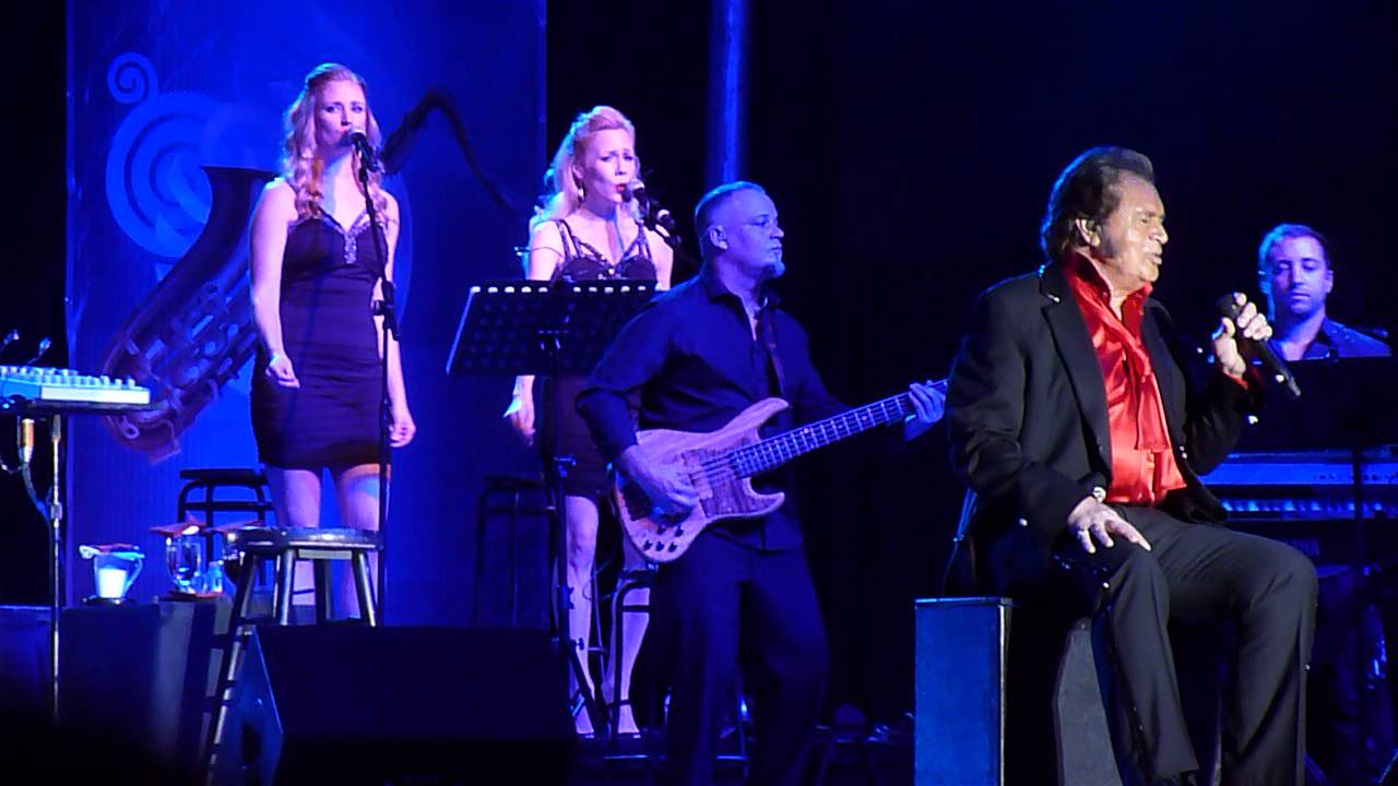 Engelbert Humperdinck - After The Loving (Live Concert) - YouTube