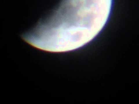 Olhando A Lua pelo Telescopio - YouTube