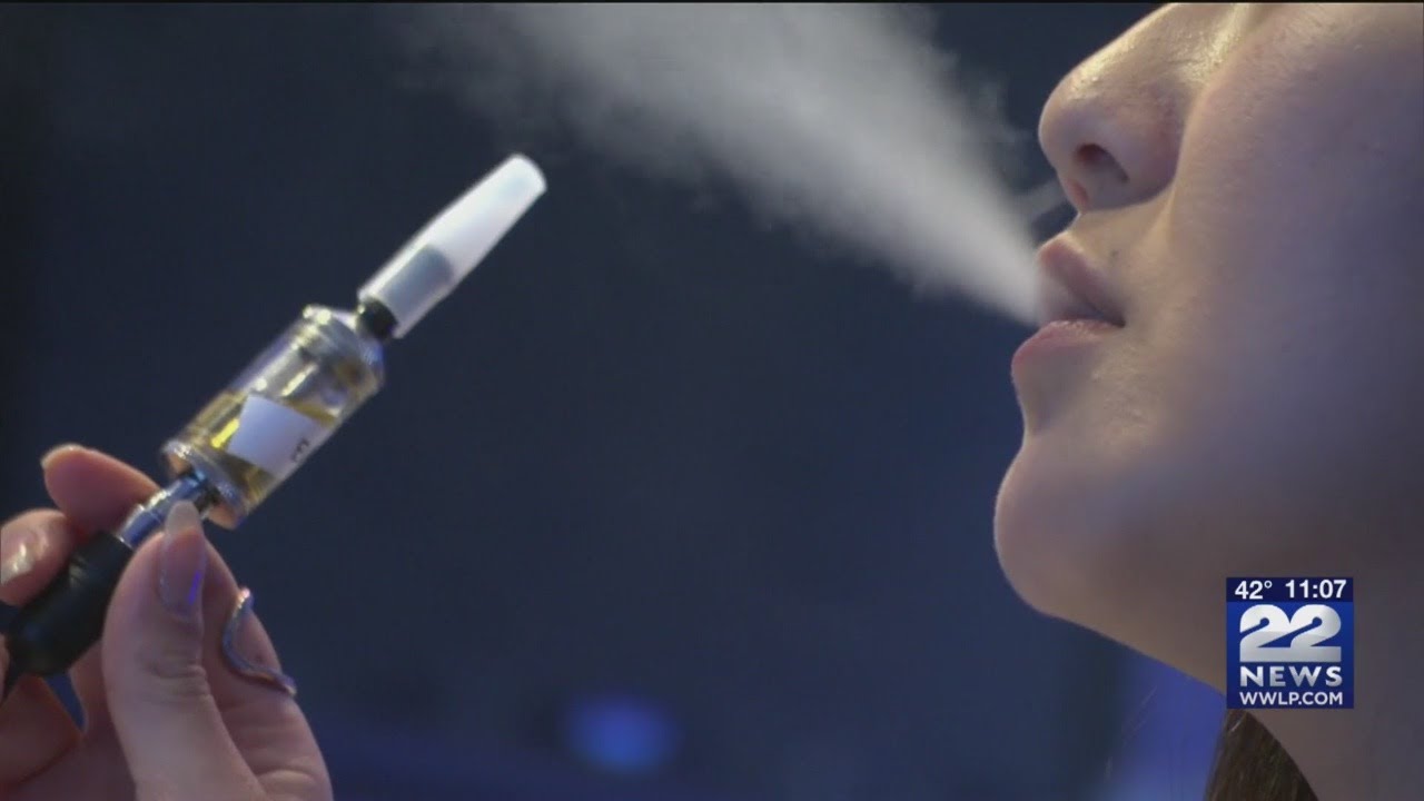 Vaping, smoking increases risk of infections from COVID-19 - YouTube