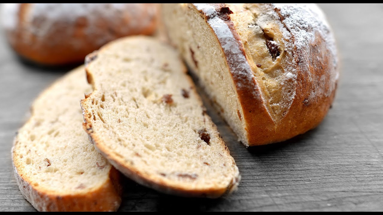 Making of Osterbrot - YouTube