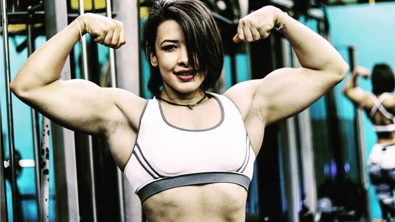 Muscle Transformation of Strong Girl | REA TRABELSI - YouTube