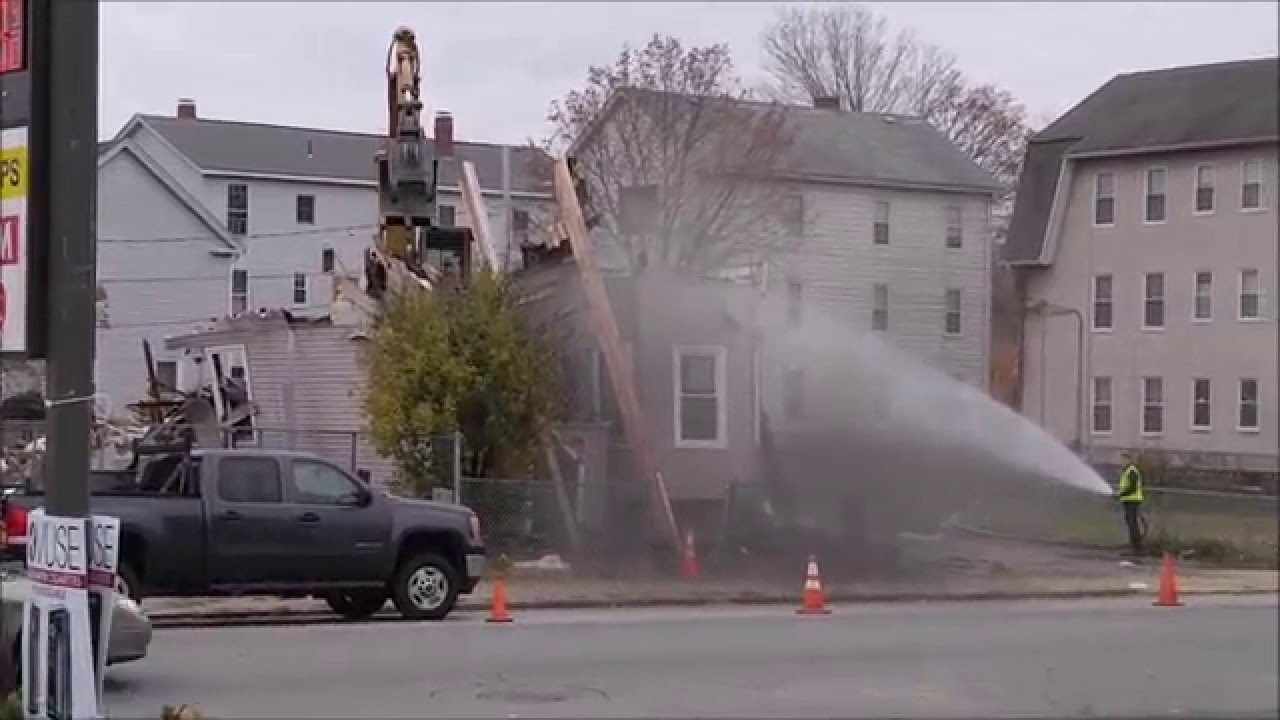 House Demolition (the safe way) in Worcester, MA - YouTube