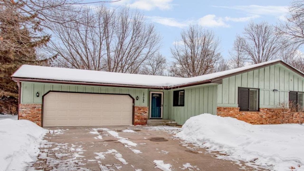 17045 Chisholm Street NE, Ham Lake, MN Presented by Amy Watton. - YouTube