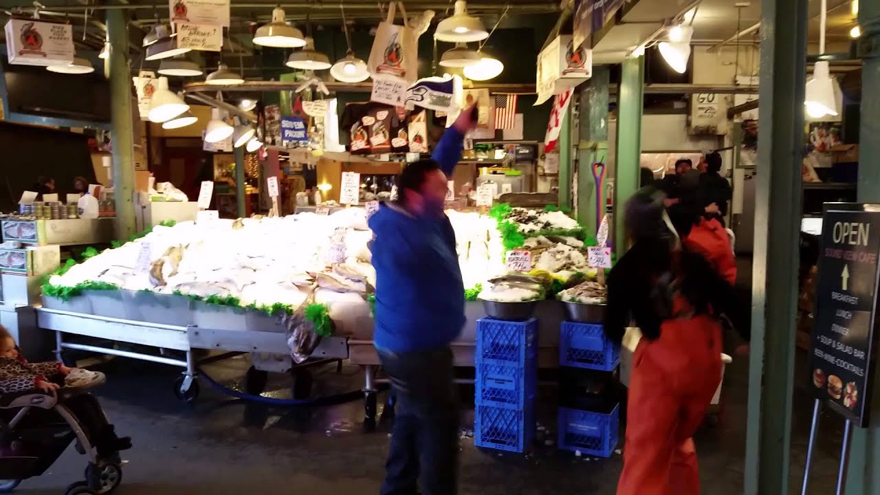 Seattle Seahawks Win, Fish Throwers Rejoice - YouTube