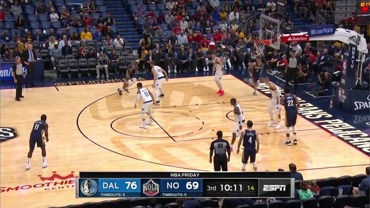 Porzingis block #2 - YouTube