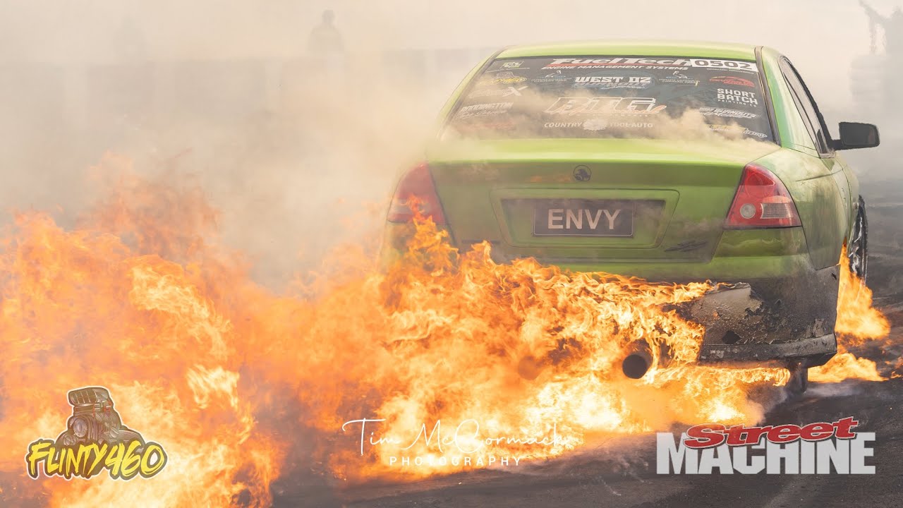 ENVY LIGHTS UP THE SUMMERNATS 37 BURNOUT PAD - YouTube