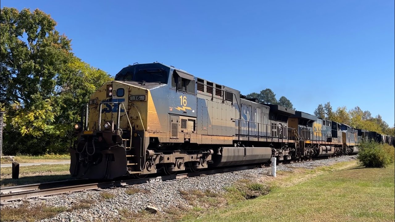 CSX grain train chase on the Buckingham branch with (YN3c MACe, YN2 ...
