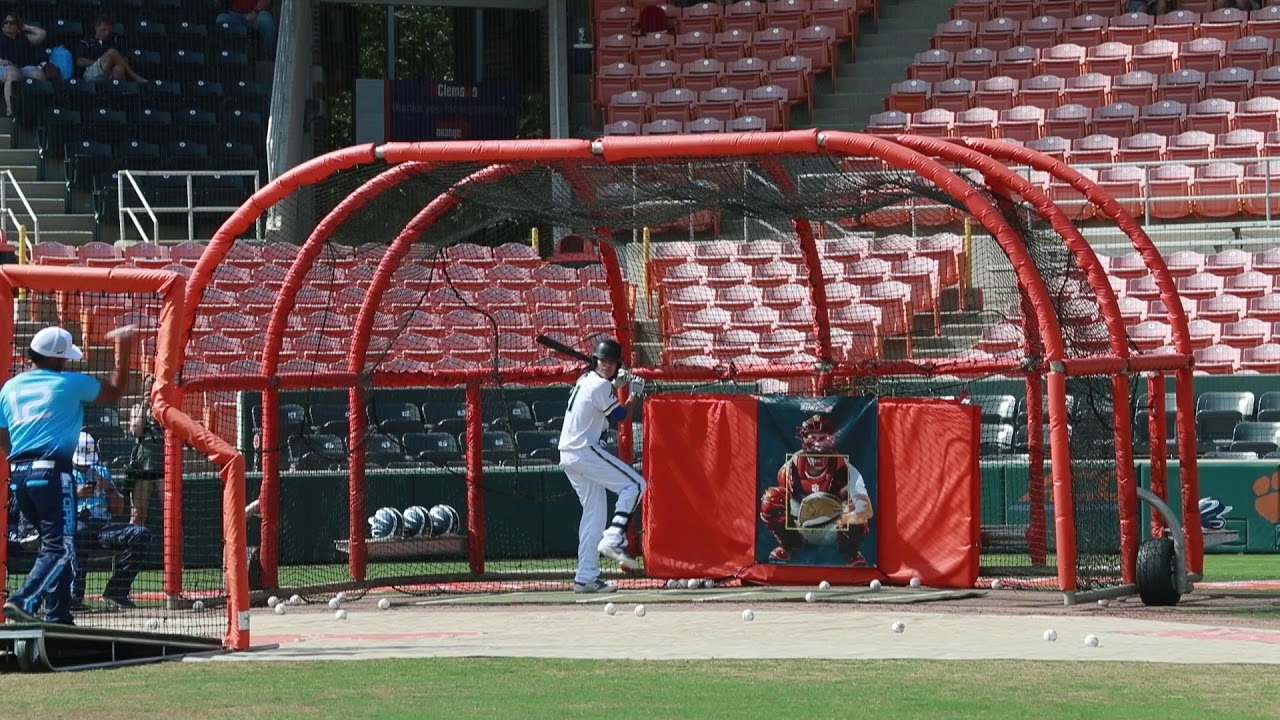 Gavin Abrams HIT BBC18 - YouTube