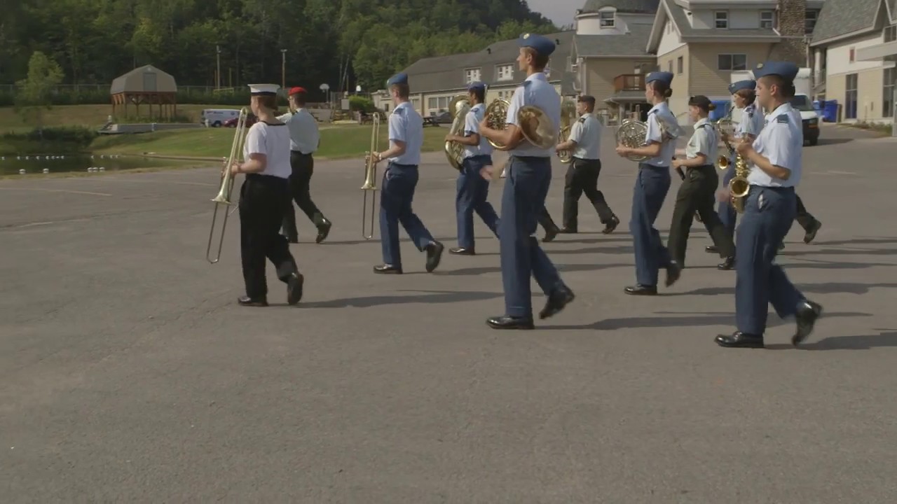 17. Basic Band Formations and Manoeuvres - Wheels - YouTube